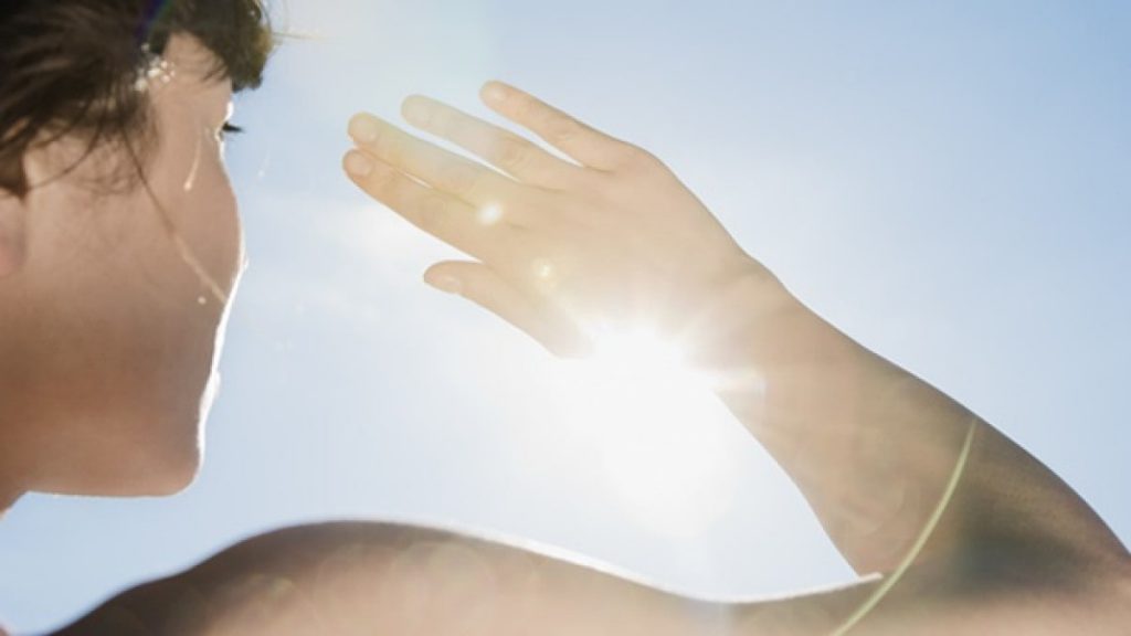 Alergia al sol; La estética te ayuda de los efectos del sol en la piel ...